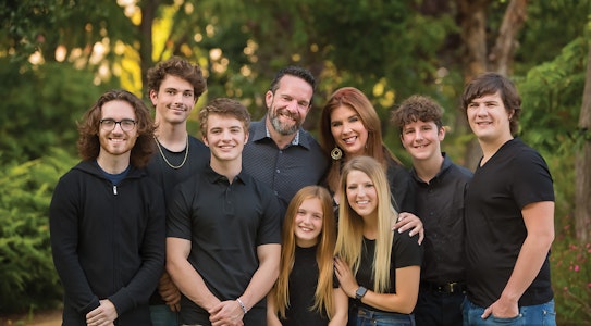 Getting to Know: Robin Roberson /Articles/CLM Magazine